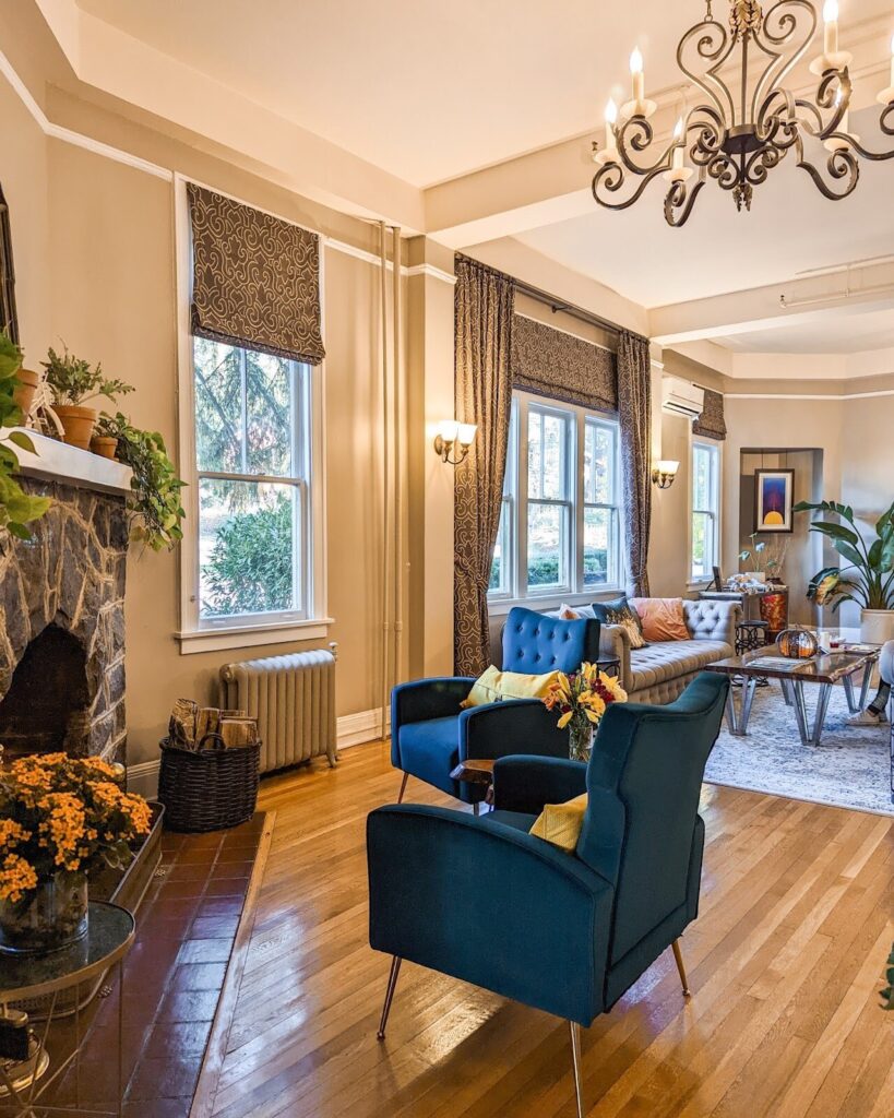 Checking In: Princess Anne Hotel (Hotel Review) - The Neverland Effect